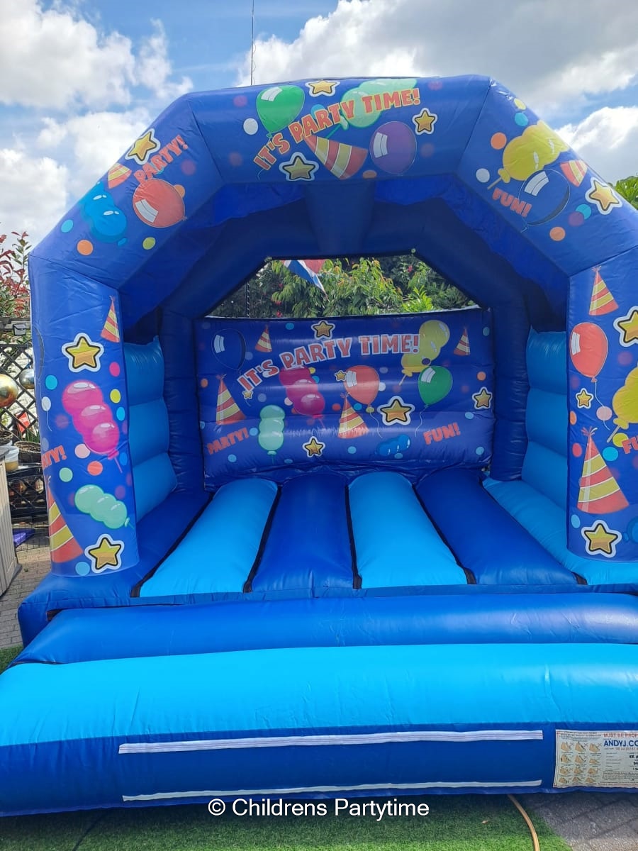 Star Party Castle - Bouncy Castle Hire in Wolverhampton, Walsall ...